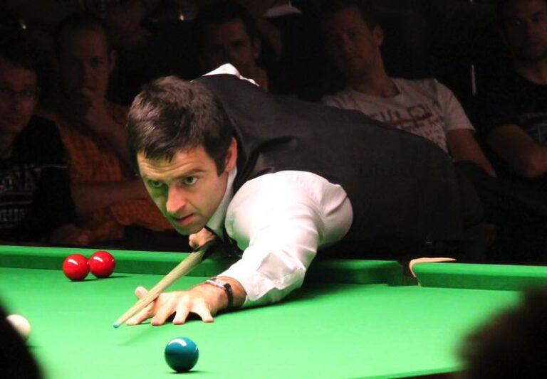 What Is a 147 Maximum Break in Snooker? - Sport Makers